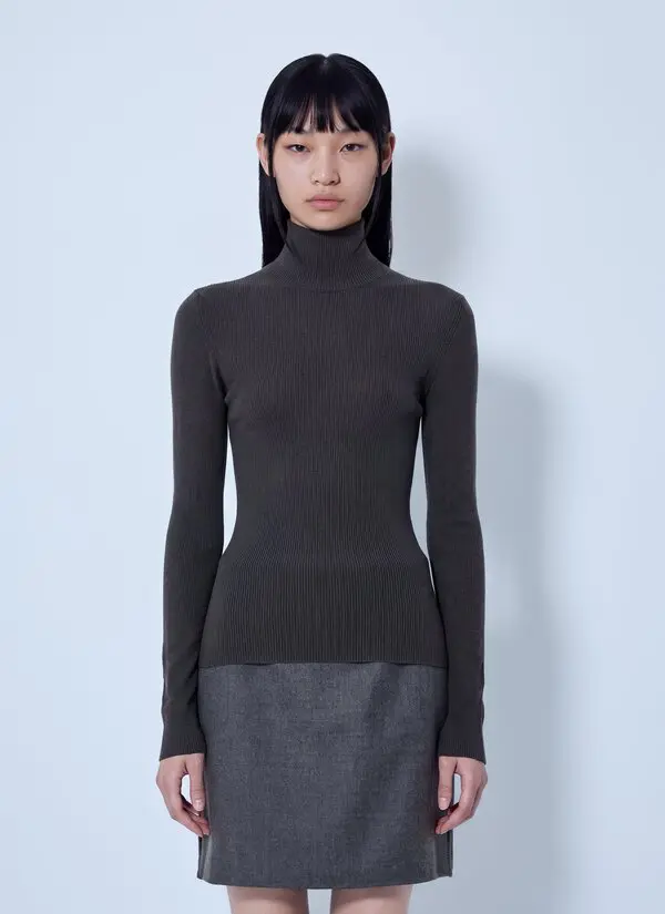Max Mara Ribbed Turtleneck Sweater - Grey