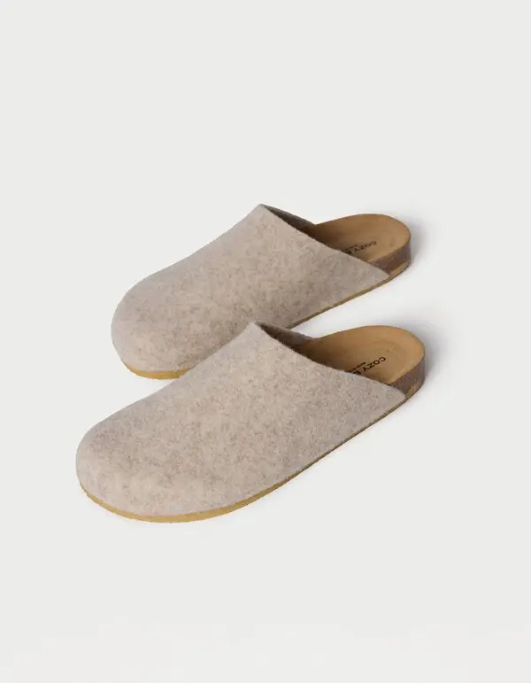 Cozy Earth Lakehouse Clog - Oat