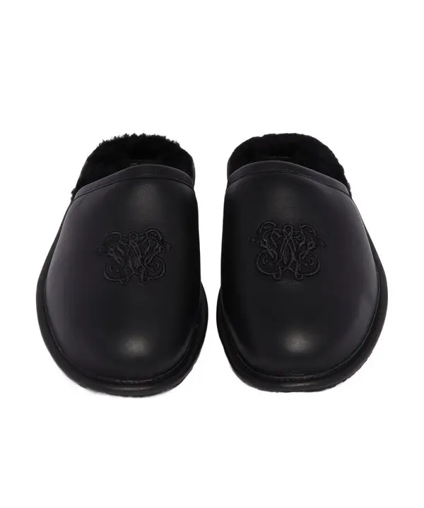 UGG All Gender Hotel Chavarria Slipper