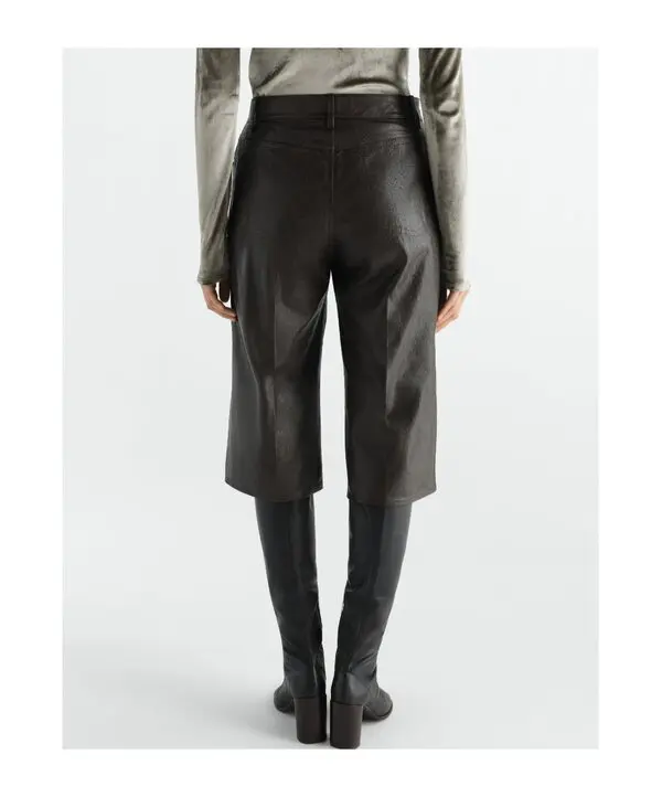 LEMAIRE Bermuda Shorts In Glossy Leather - Coffee