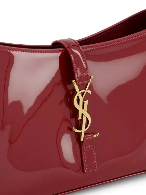 Saint Laurent Le 5 À 7 Logo Plaque Shoulder Bag - No