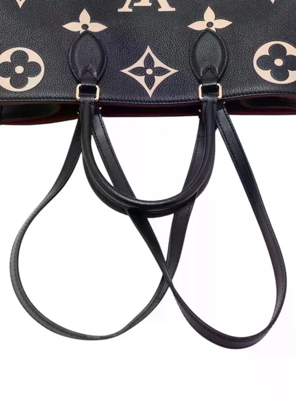 LOUIS VUITTON 2021-2026 Bicolor Monogram Empreinte Giant Onthego Mm Satchel