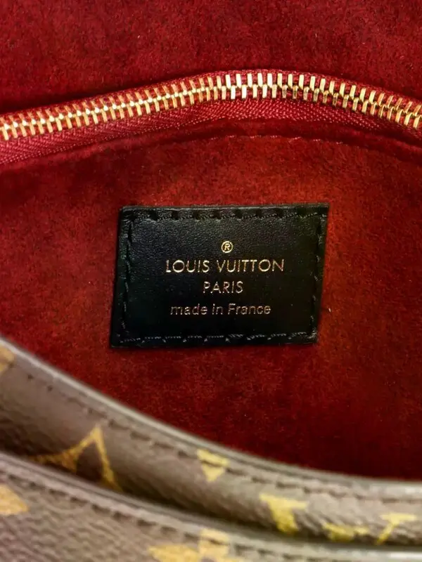 LOUIS VUITTON Passy Handbag Monogram Canvas Crossbody Bag