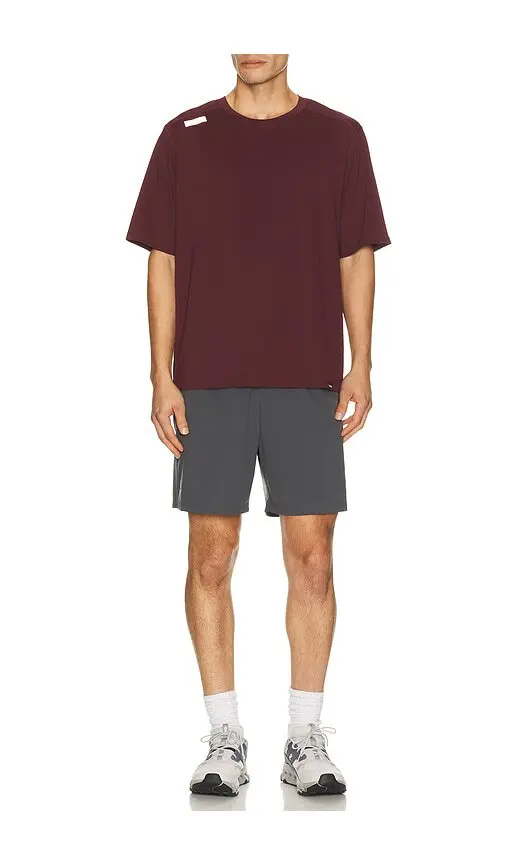 LEGENDS Barton Tee In Burgundy