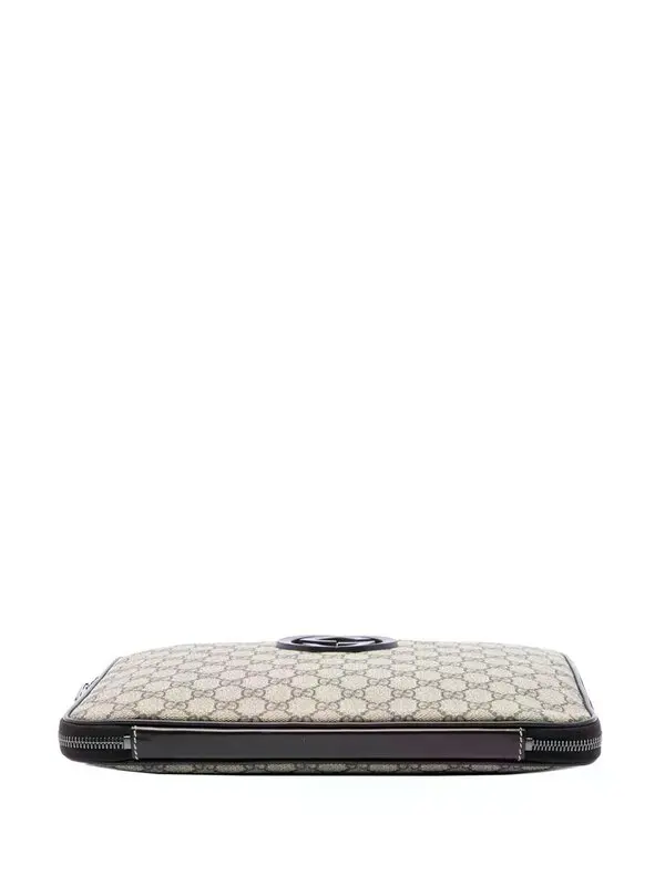 Gucci 2016-2026 Gg Supreme Interlocking G Laptop Case Clutch Bag