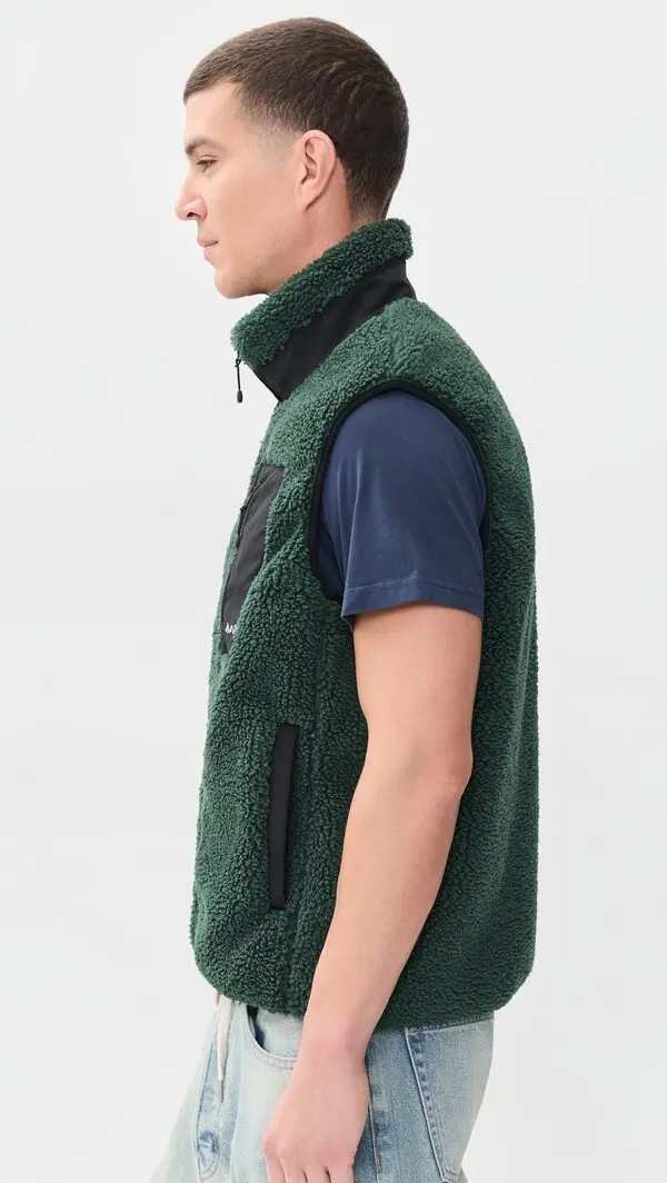 MUSEUM OF PEACE & QUIET Wordmark Sherpa Vest