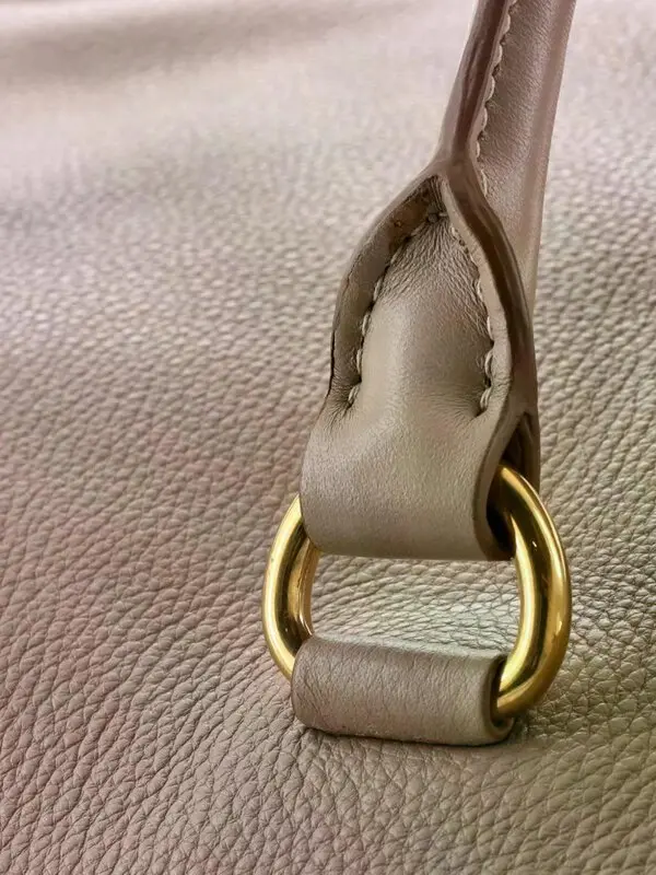 Prada Pocket Convertible Zip Vitello Daino Medium Satchel