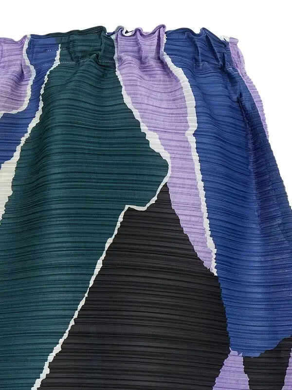Issey Miyake Surprise! Skirt
