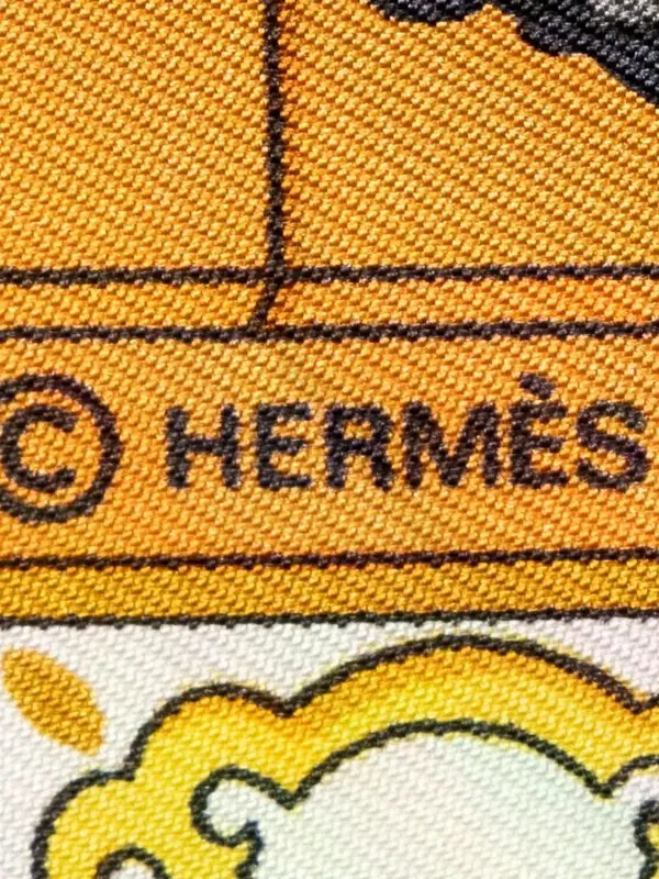 Hermès Real Escuela Andaluza Equestrian-print Scarf - Yellow