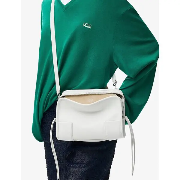 Loewe Amazona 180 Small Leather Handbag - White