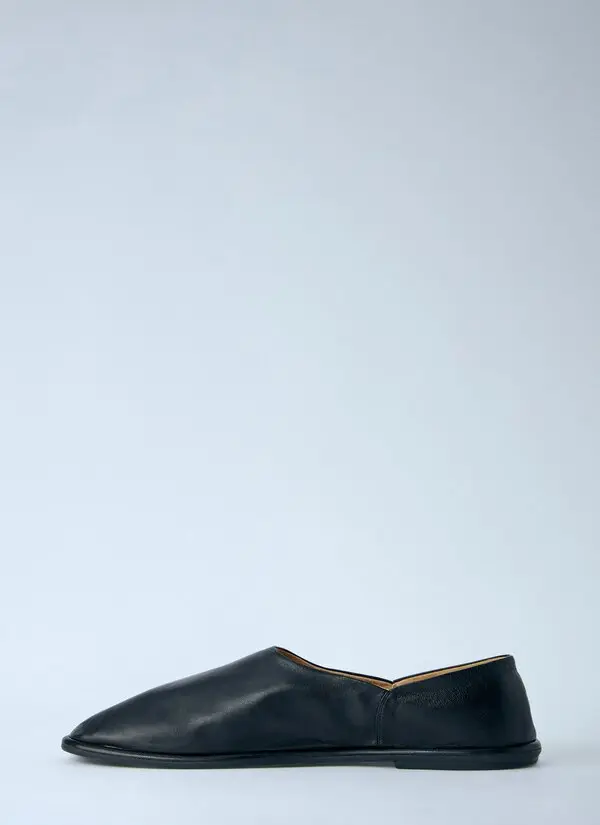 THE ROW Canal Slip On Flats - Black
