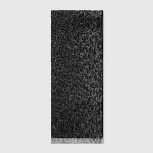 Gucci Reversible Gg Wool Jacquard Scarf - Grey