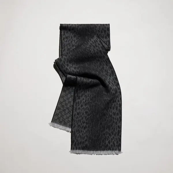 Gucci Reversible Gg Wool Jacquard Scarf