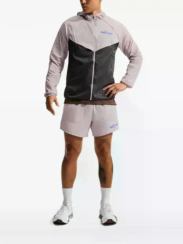 Nike Stride 'run In Berlin' Jacket - Grey