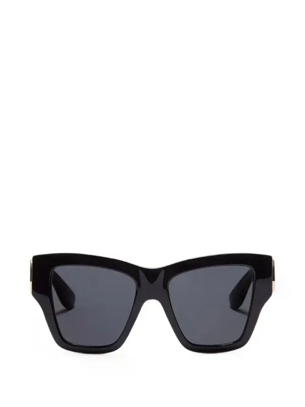 Valentino Garavani Vlogo-plaque Oversized Cat-eye Sunglasses