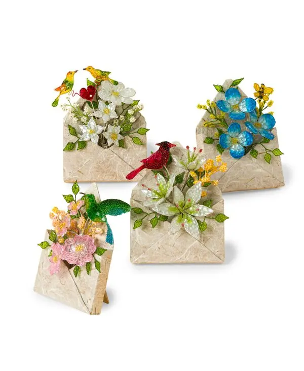 UNCOMMON GOODS Little Blooms With A Message