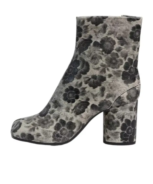 MAISON MARGIELA Tabi Ankle Boots