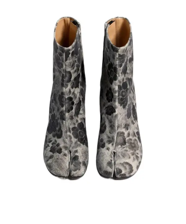 MAISON MARGIELA Tabi Ankle Boots