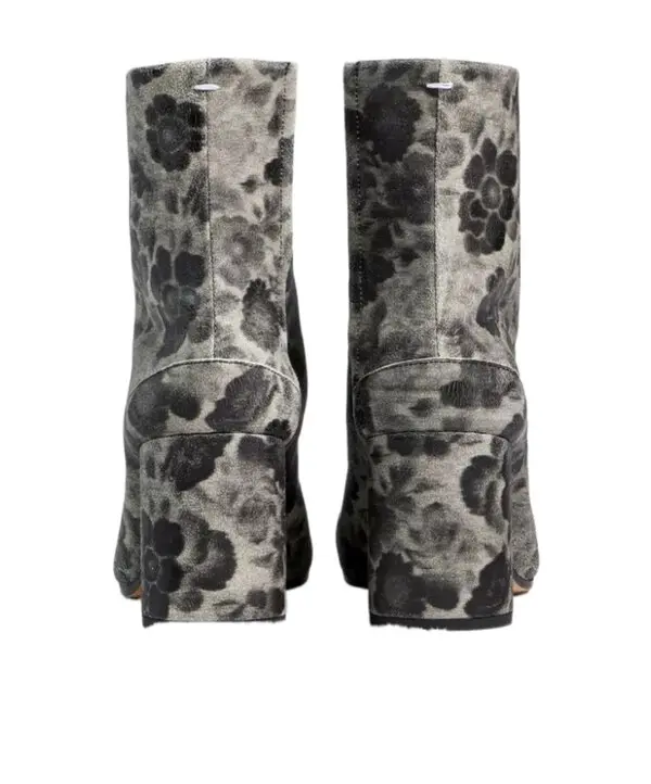 MAISON MARGIELA Tabi Ankle Boots