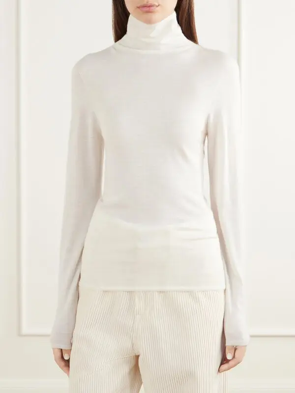 ALMADA Farra Cashmere Turtleneck Sweater
