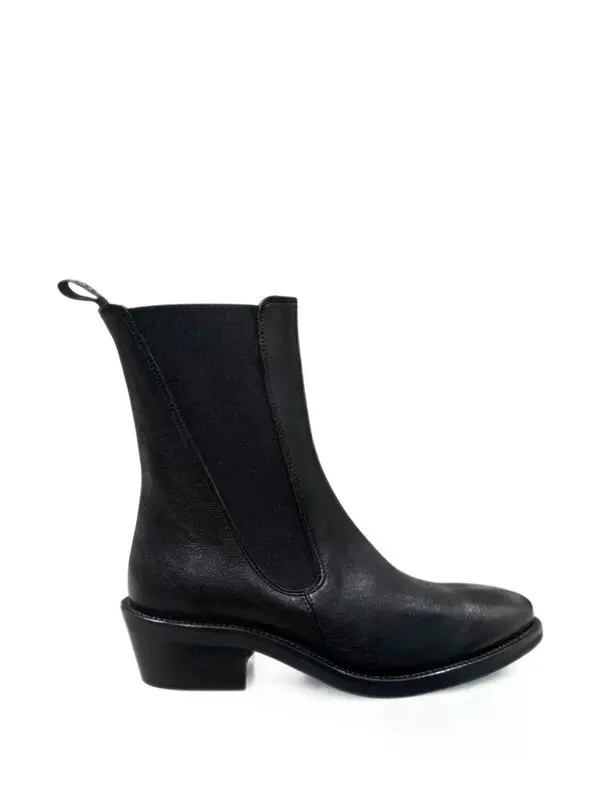 CALCE Almond-toe Chelsea Boots - Black