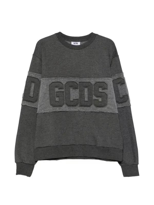 Gcds Logo-patch Raw-edge Sweatshirt