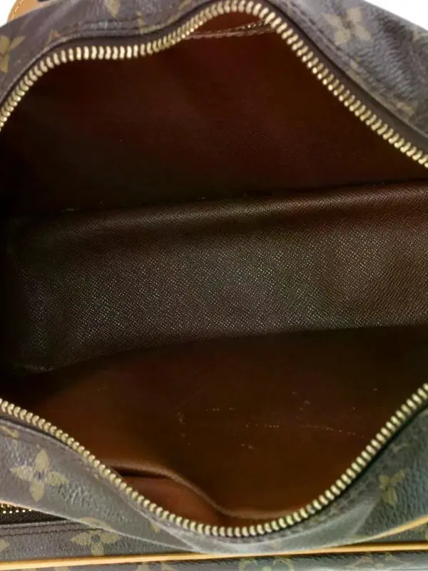 LOUIS VUITTON Nil Messenger Bag Monogram Canvas 28 Crossbody Bag