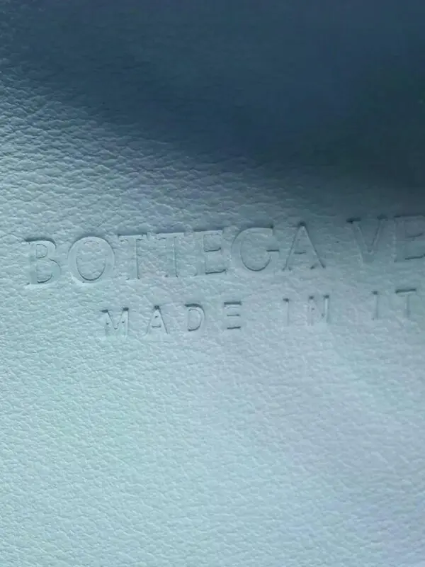 Bottega Veneta 2012-2026 Leather Bv Trine Angular Clutch Bag
