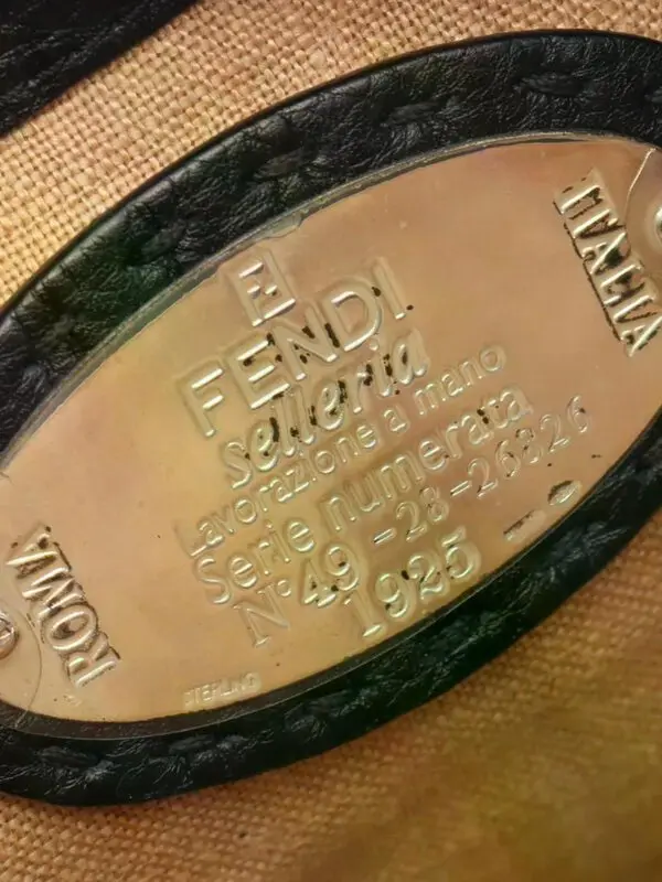 Fendi 2000-2010 Leather Selleria Linda Handbag