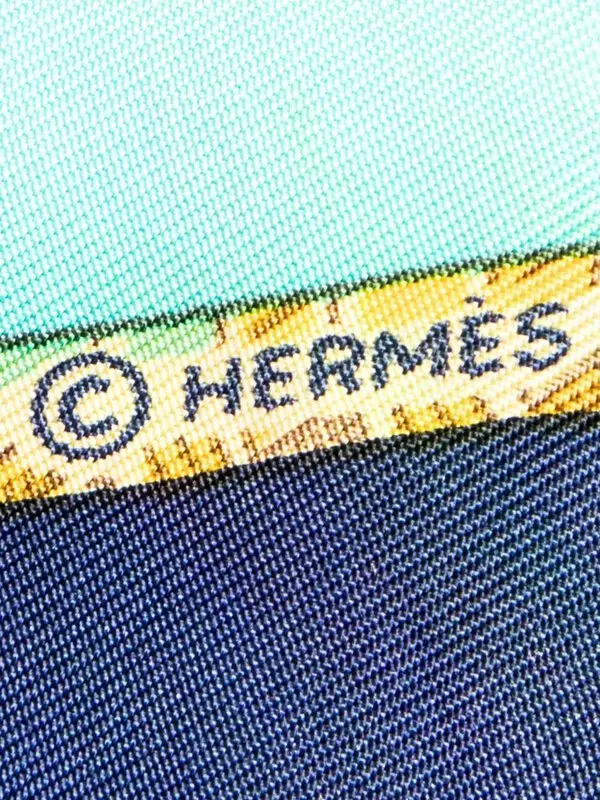 Hermès Grands Fonds Fish-print Scarf