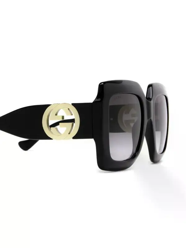 Gucci Logo-plaque Oversize Sunglasses