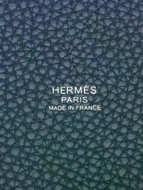 Hermès 2024 Clemence Picotin Lock 22 Handbag - Blue