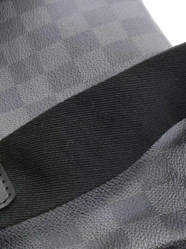 LOUIS VUITTON 2011 Damier Graphite Thomas Crossbody Bag - Black