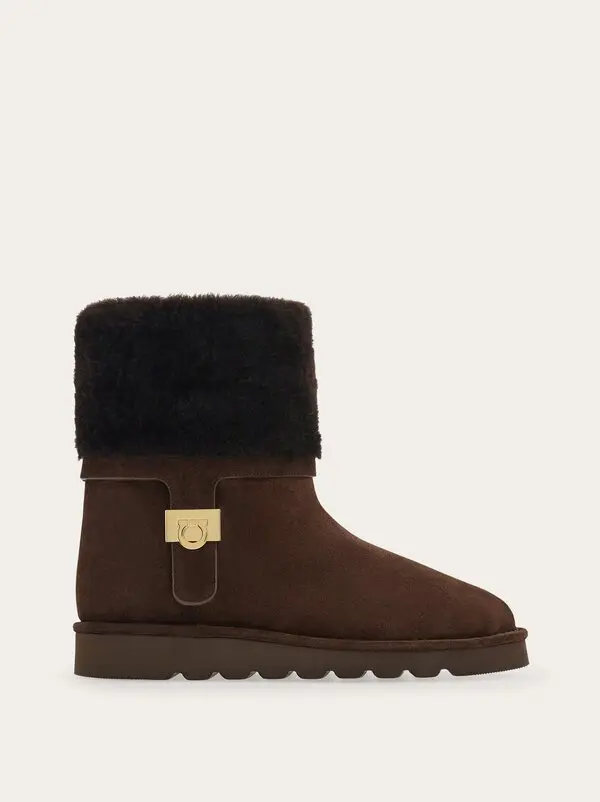 FERRAGAMO Fur-lined Pull On Boots With Hug Buckle - Brown