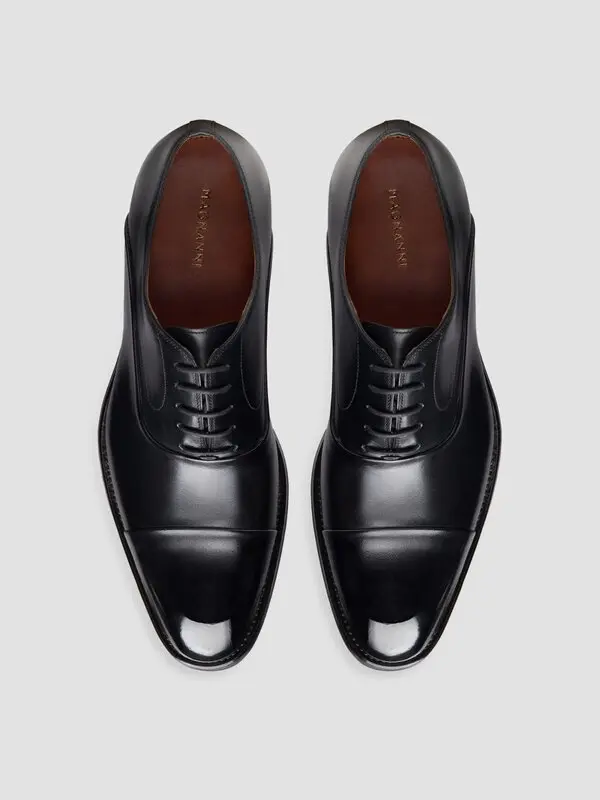 Magnanni Omega Leather Oxfords