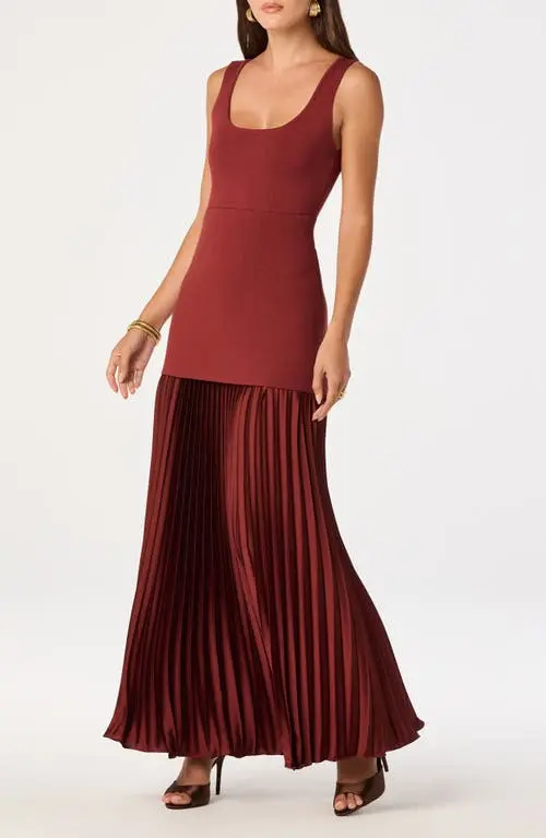 Astr The Label Adison Pleated Maxi Dress - Rust