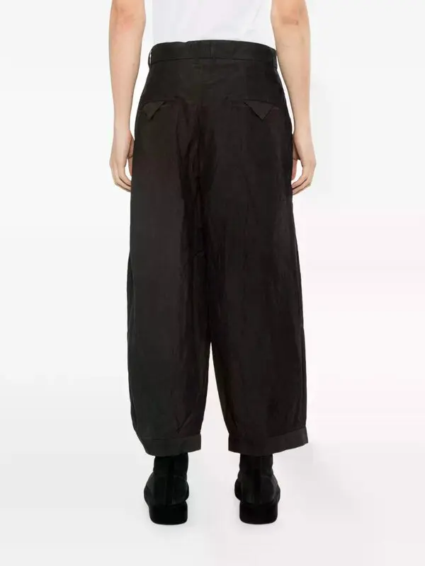 KLASICA Pleated-waist Cropped Trousers