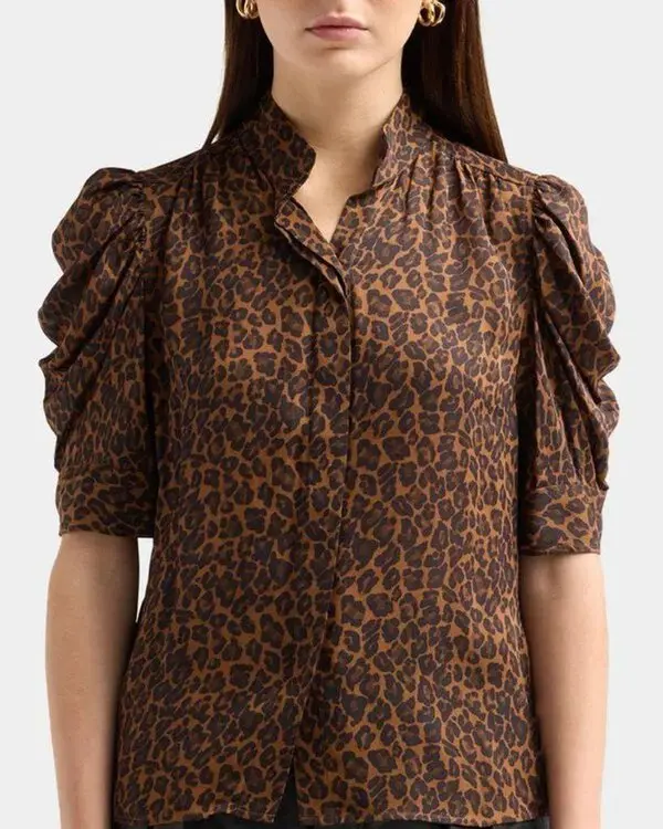 FRAME The Gillian Leopard Print Top - Light Leop