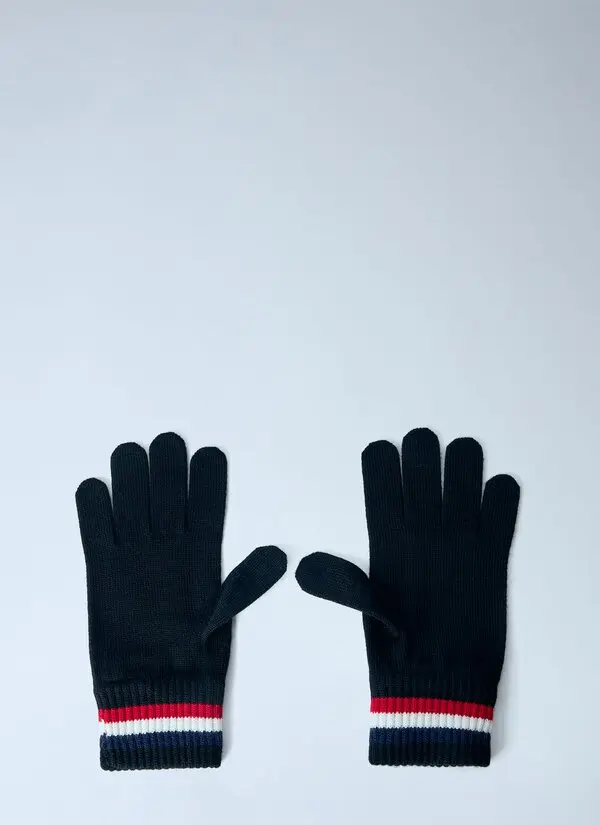 Moncler Knit Gloves With Logo Patch