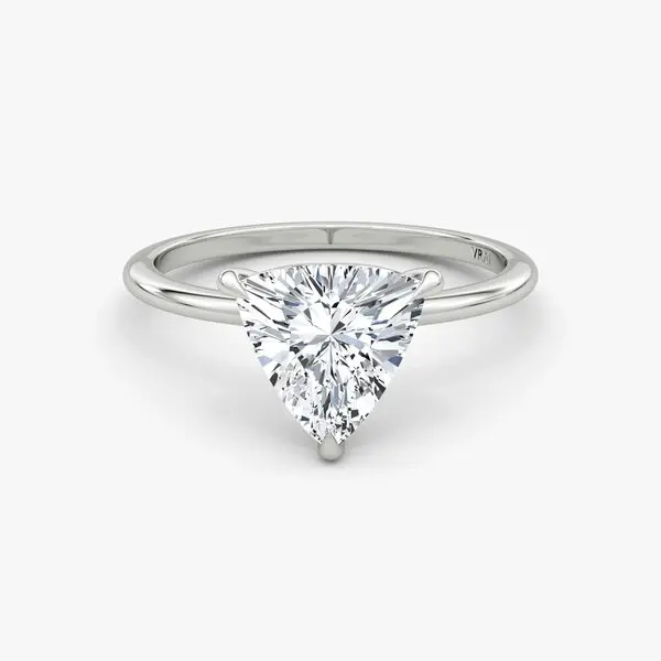 VRAI Petite 4-prong Cushion Engaget Ring - Platinum
