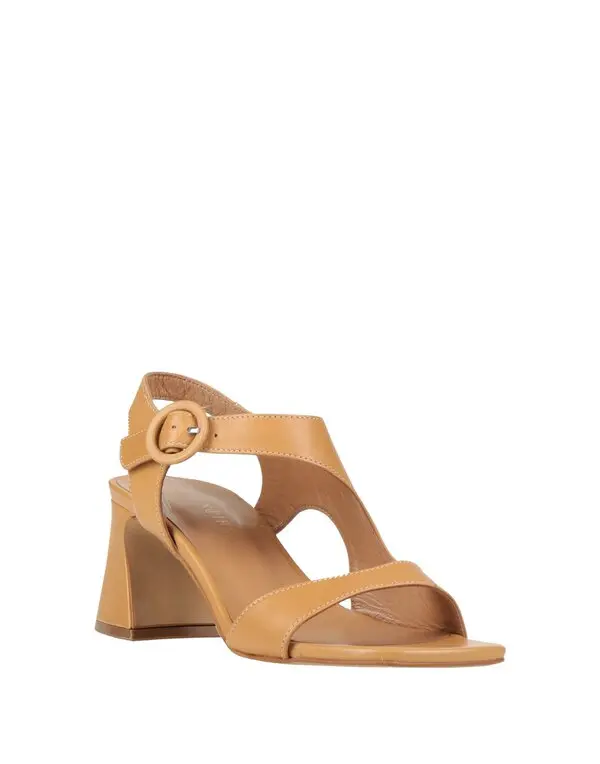 CAFÈNOIR Sandals Size Leather