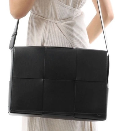 Bottega Veneta Large Intrecciato Crossbody Bag