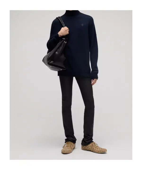 Gucci Seamless Cashmere Knit Sweater