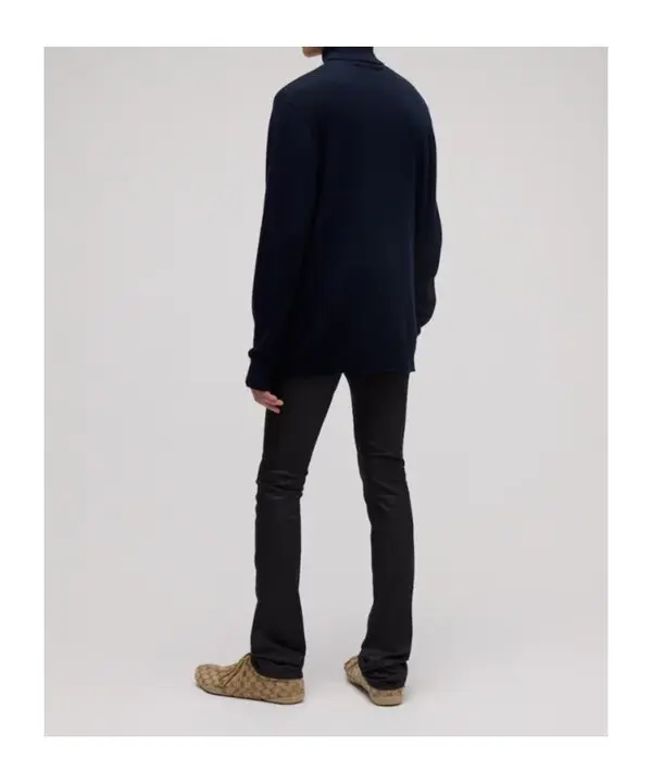 Gucci Seamless Cashmere Knit Sweater