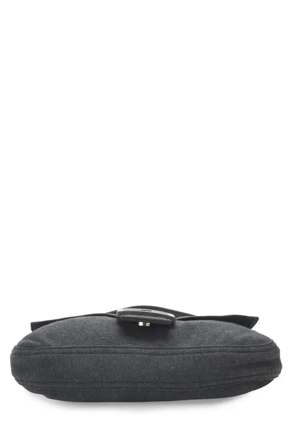 Fendi Jersey Baguette