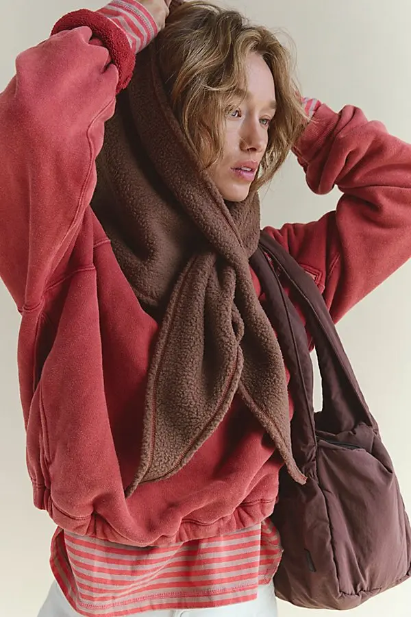Free People Fleecy Sherpa Triangle Scarf - Cocoa