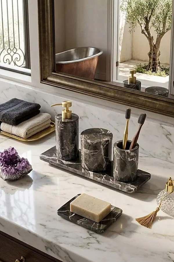 GAURI KOHLI Jardin Verde Levanto Bath Set