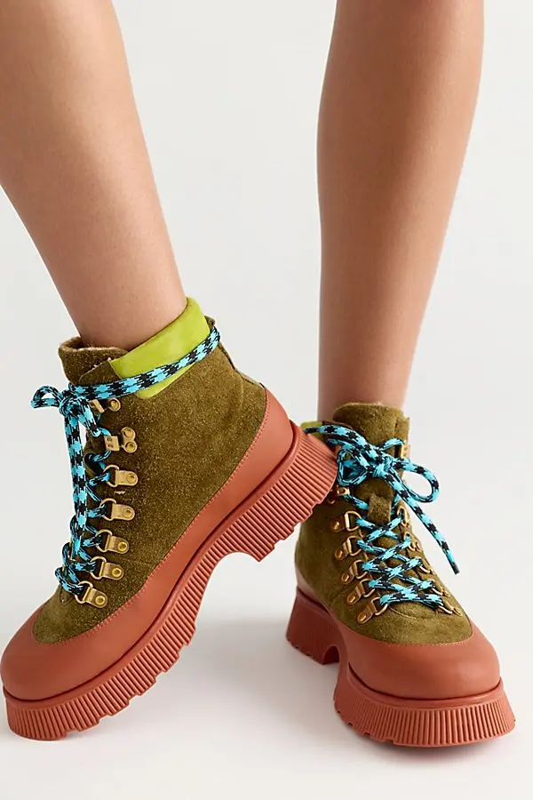 CHARLOTTE STONE SHOES Morris Color-block Hiker Boots - Olive