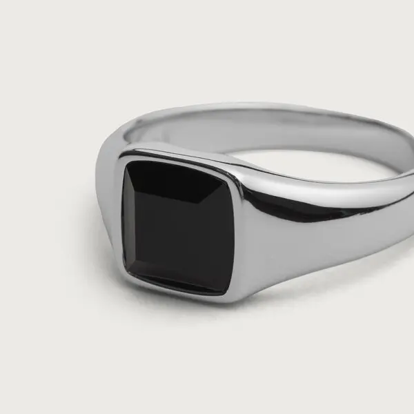 COMMON LINES Onyx Cushion Signet Ring