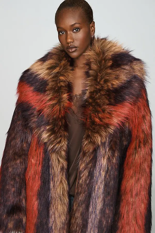 AZALEA WANG Esmara Faux Fur Coat Jacket - Red Pattern